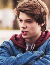 Colin Ford - Sinemalar.com